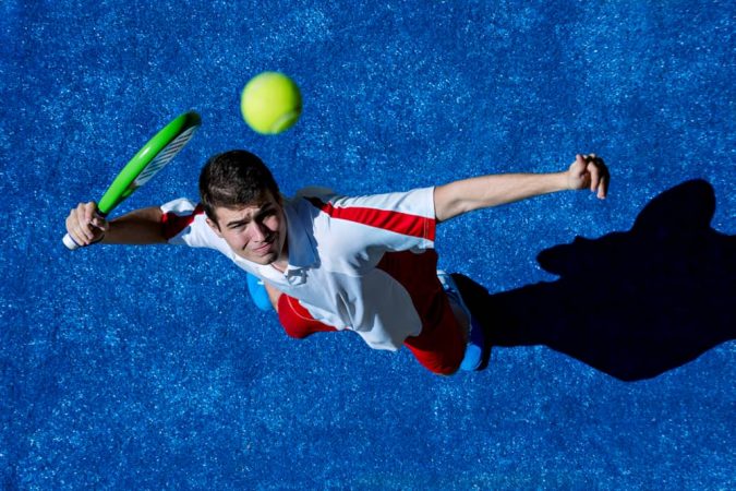Bandeja Padel: Tutorial su Come eseguire questo Colpo Vincente